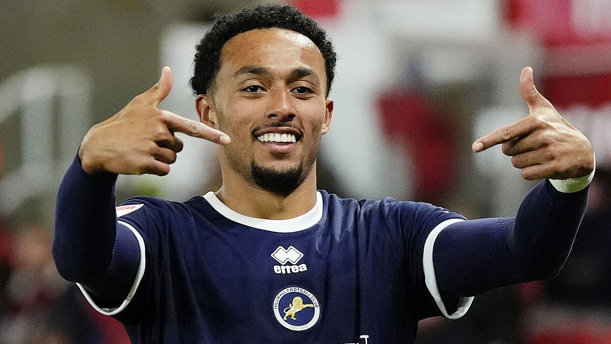 Millwall win at Stoke to retake second spot in Championship | SoccerSeer
