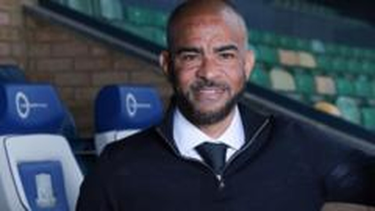 Ex-England midfielder Dyer named new Southend boss | SoccerSeer