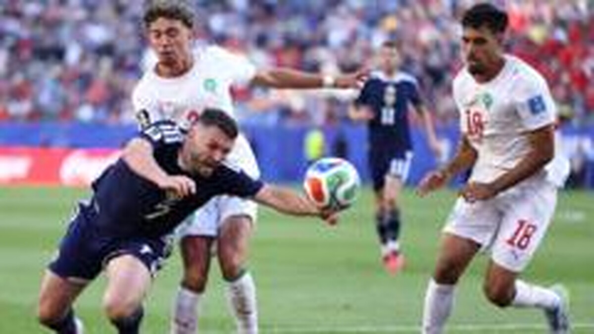 Referee told McGinn penalty denied as ball going out of play | SoccerSeer