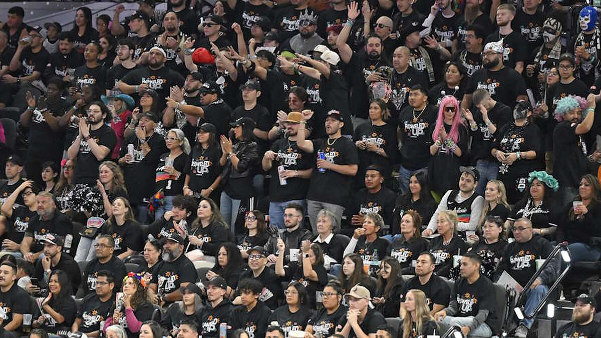 San Antonio Spurs fan left brain-dead after tragic celebration fall ...