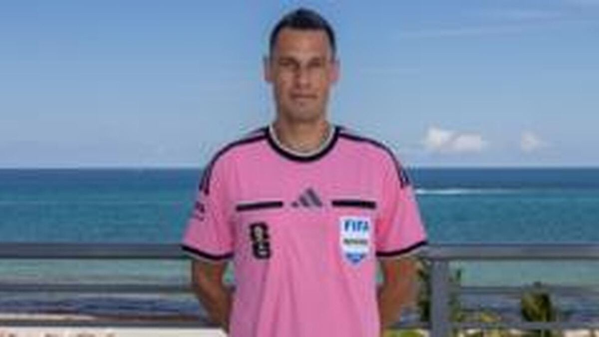 Why will Uruguay v Saudi Arabia referee wear pink? | SoccerSeer